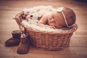 10 Must Have Items For A New Dad Gift Basket - Dad Gold