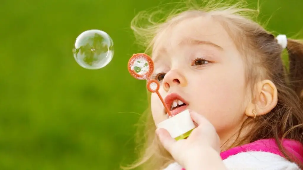 5 Positive Redirection Phrases For Toddlers - Dad Gold