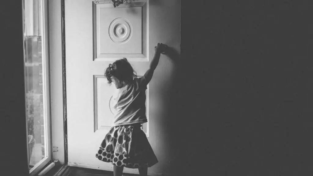 My Toddler Keeps Escaping the House, What Can I Do? - Dad Gold