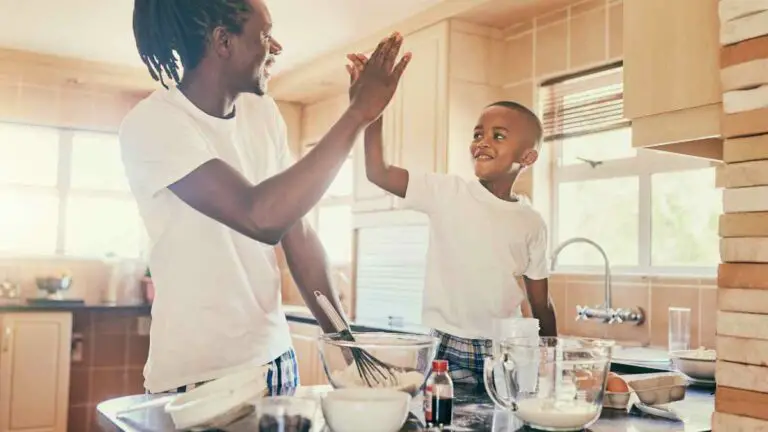 How To Be A Good Dad - 10 Essential Dad Qualities - Dad Gold