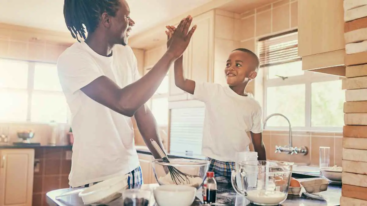 How To Be A Good Dad - 10 Essential Dad Qualities - Dad Gold